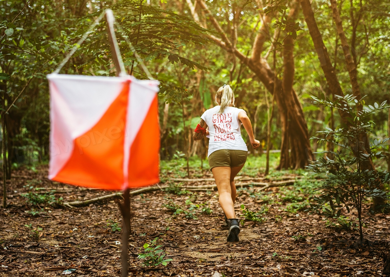 Outdoor orienteering check point activity | Premium Photo - rawpixel