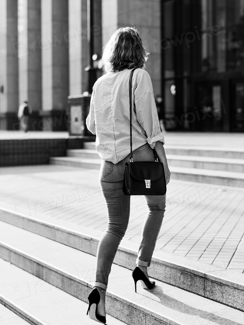 Business woman rush to work | Free Photo - rawpixel