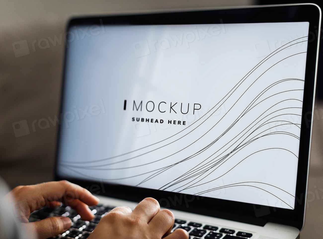 Woman using laptop screen mockup | Premium PSD Mockup - rawpixel