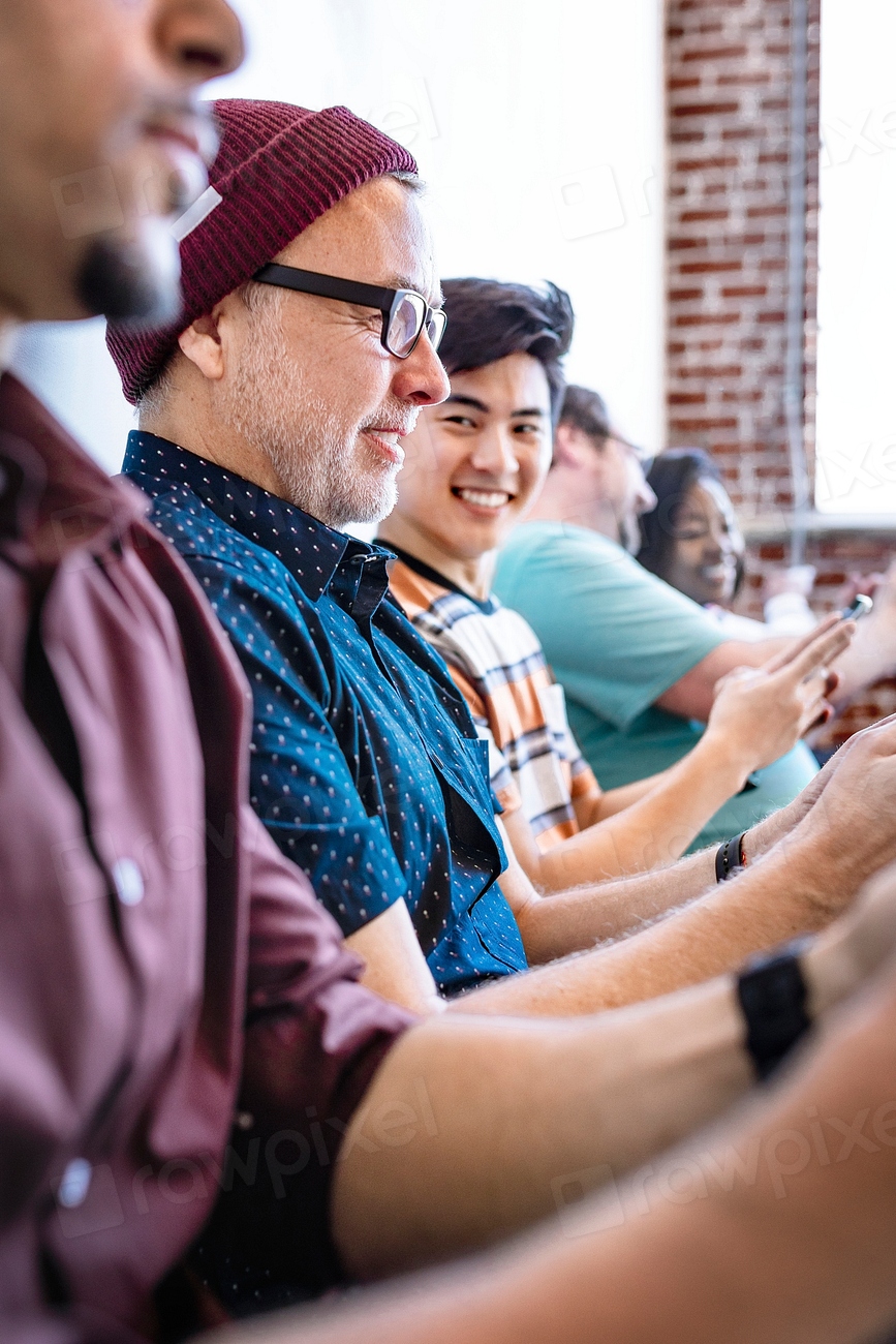 Group of people using mobile | Premium Photo - rawpixel