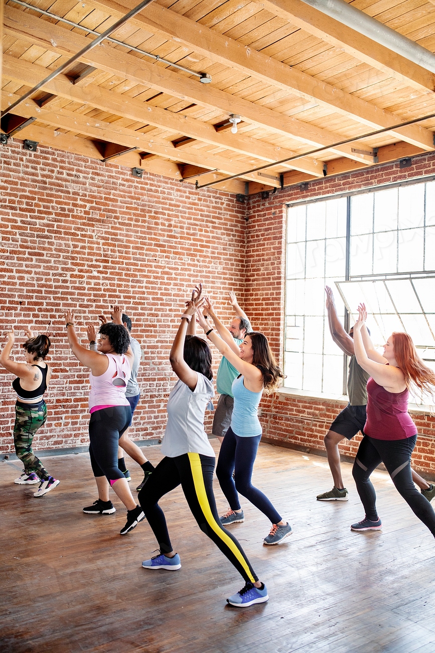 Diverse people active dance class | Premium Photo - rawpixel