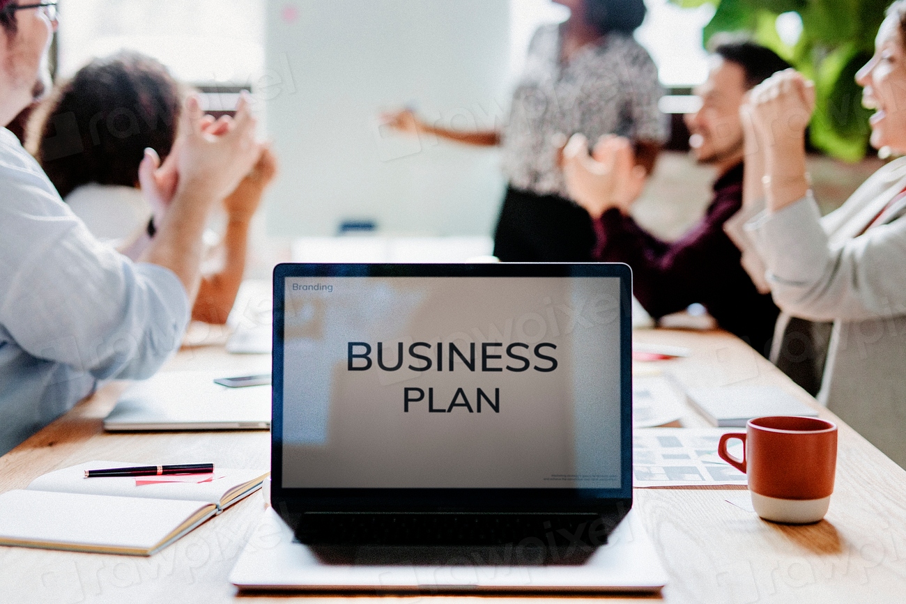Business plan laptop screen | Premium Photo - rawpixel