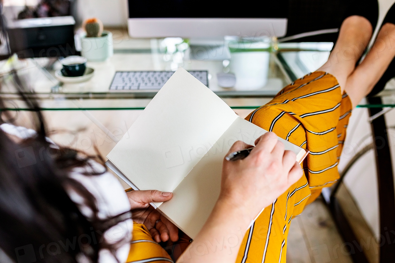 Designer writing on a project | Premium Photo - rawpixel