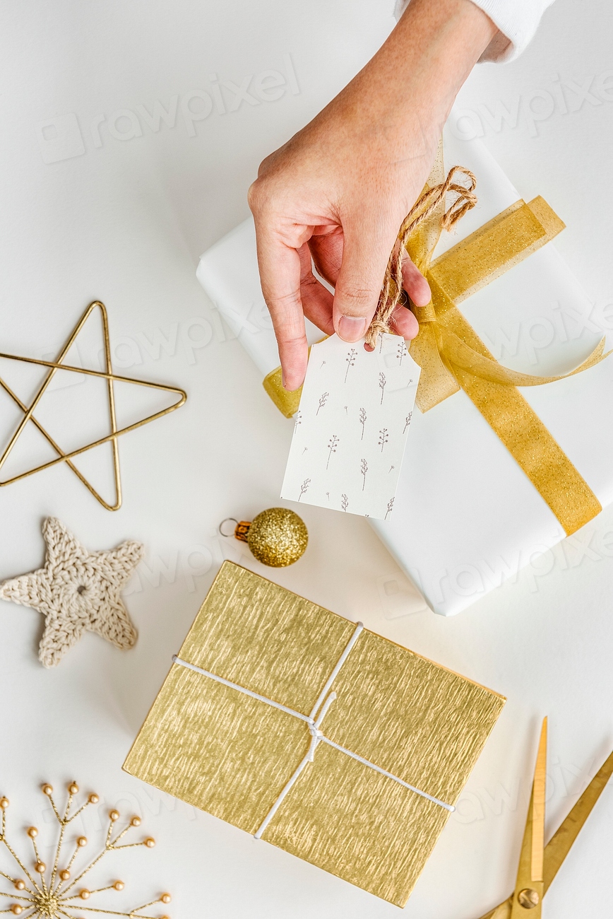 White present with a card | Premium Photo - rawpixel