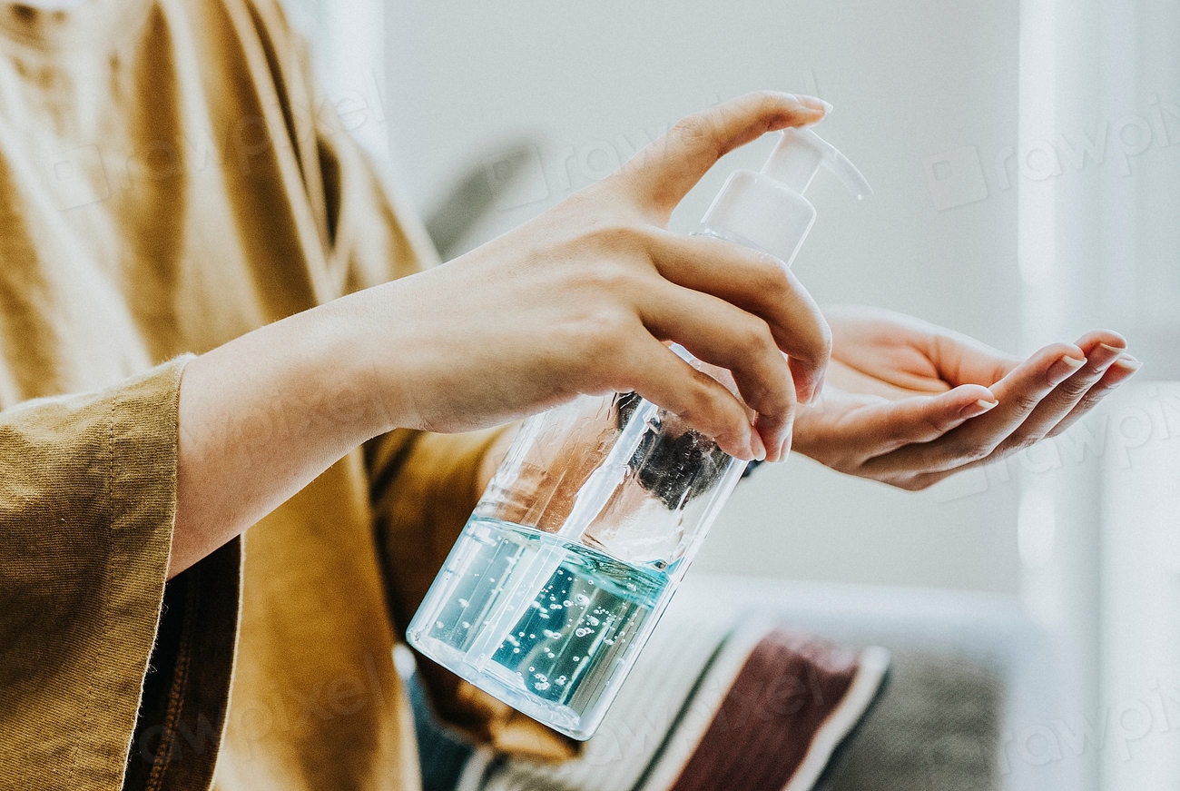 Woman cleaning hands with a hand | Free Photo - rawpixel