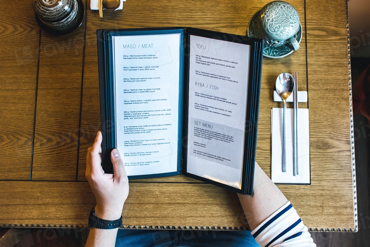 Ordering food from a menu | Free Photo - rawpixel