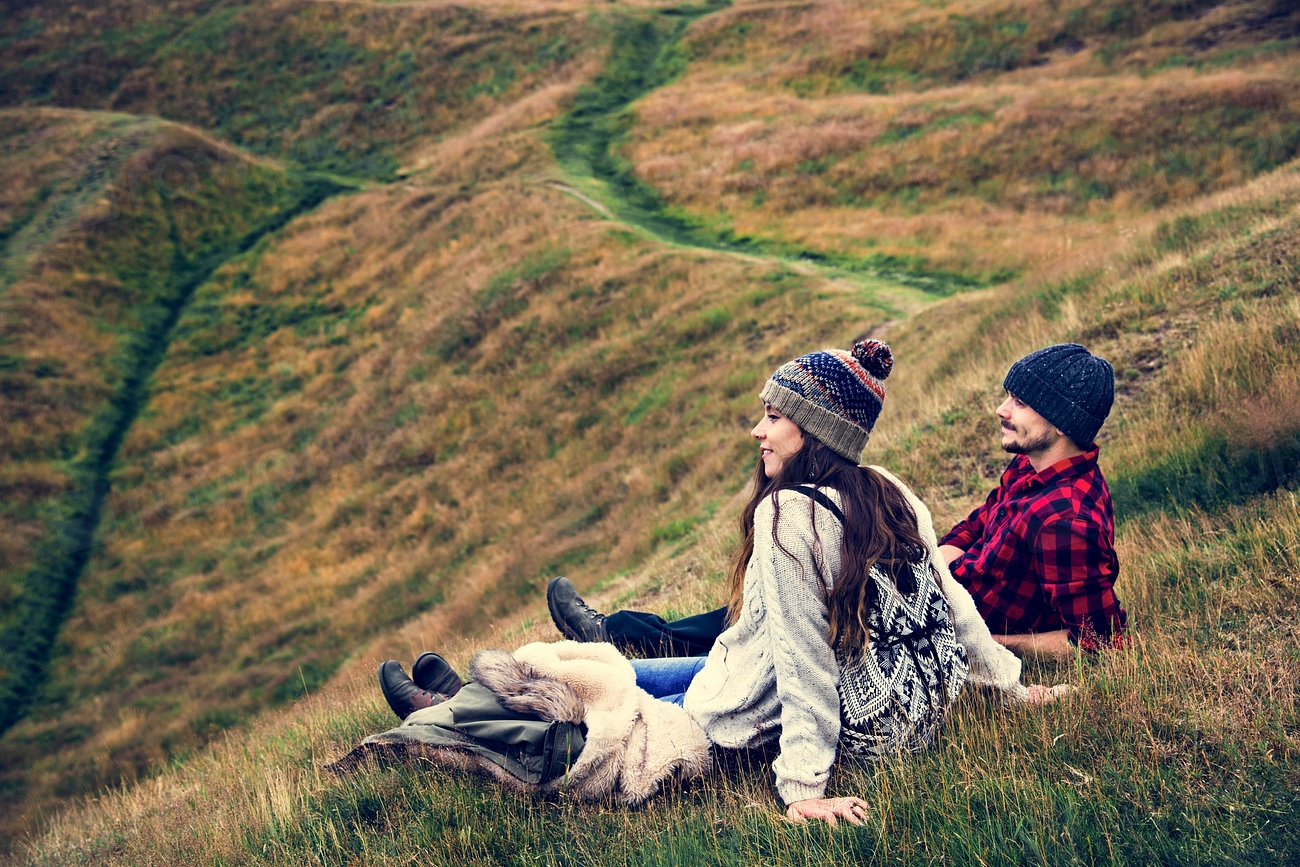 Friends exploring and enjoying nature | Premium Photo - rawpixel