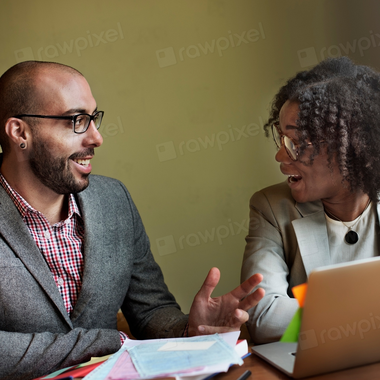 Team Partner Business Discussion Communication | Free Photo - rawpixel