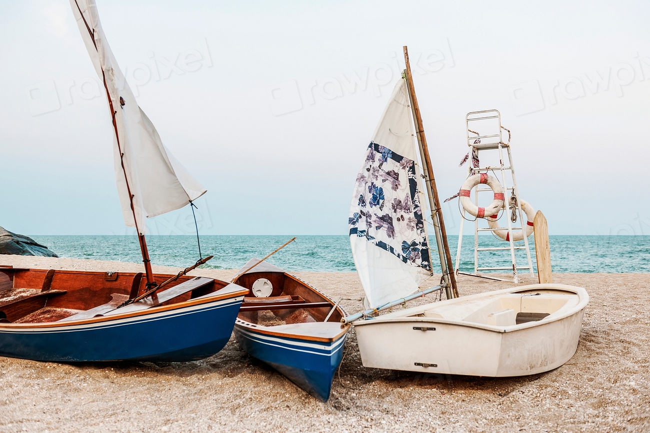 Boats on a beach | Free Photo - rawpixel