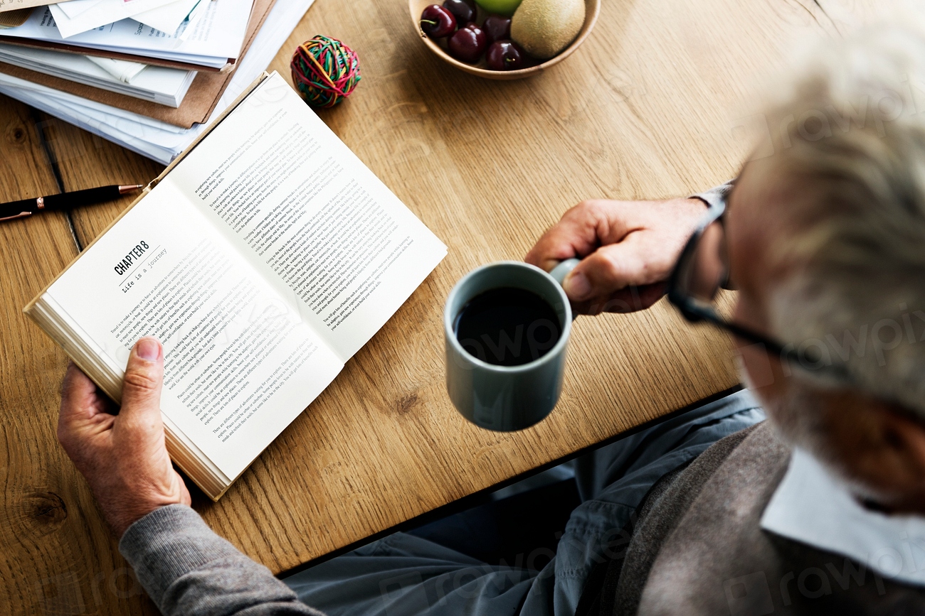 Old man reading a book | Premium Photo - rawpixel