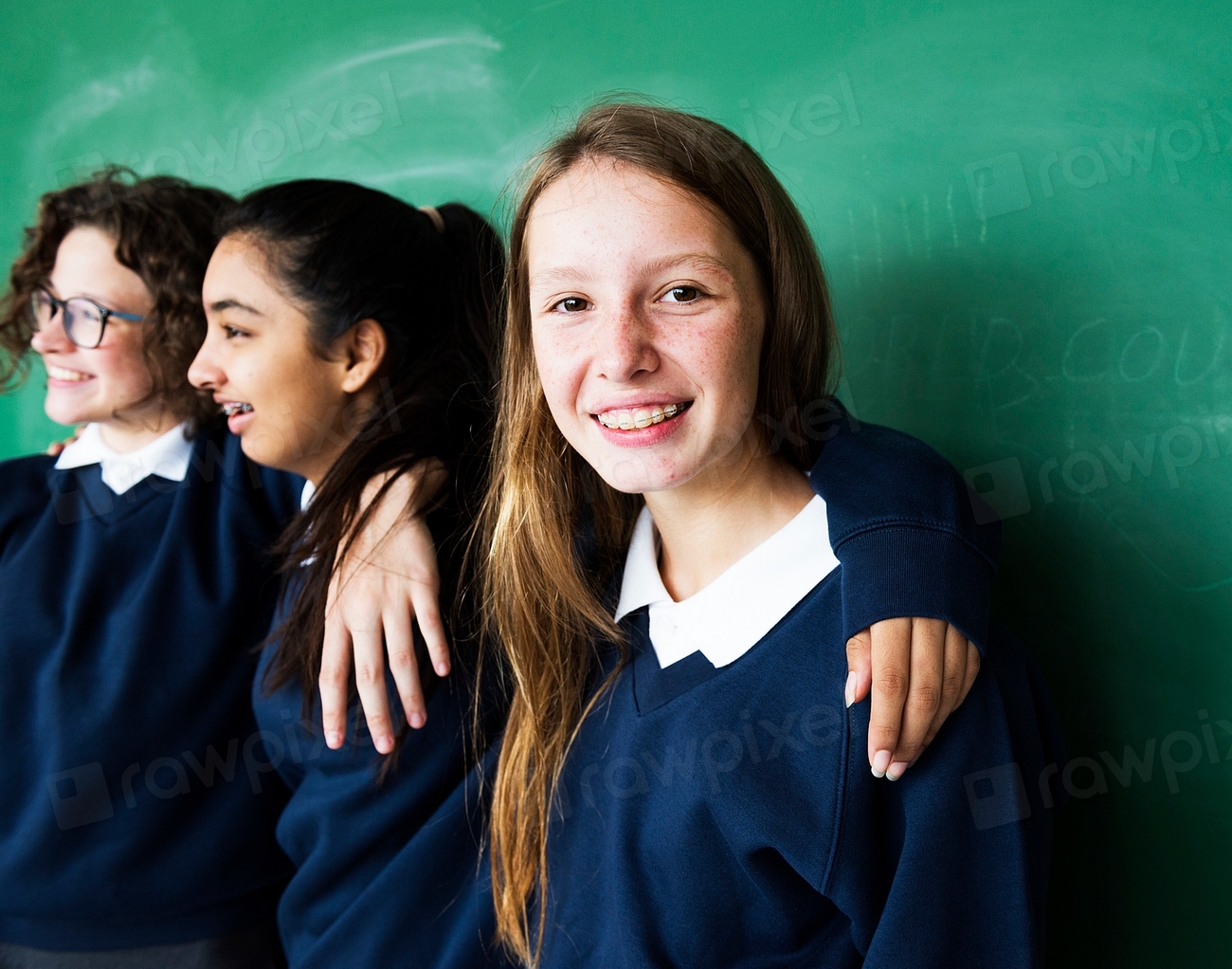 Group teenage girls uniform | Premium Photo - rawpixel