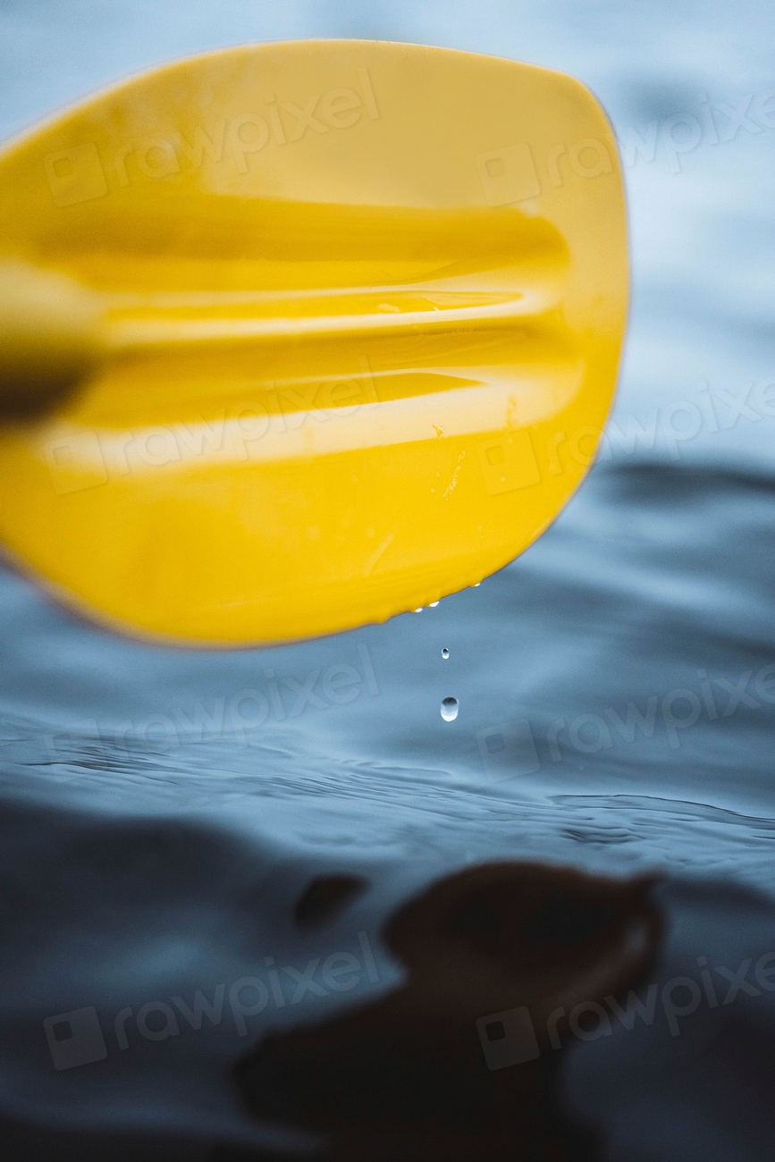 Oar of boat touching frozen | Premium Photo - rawpixel