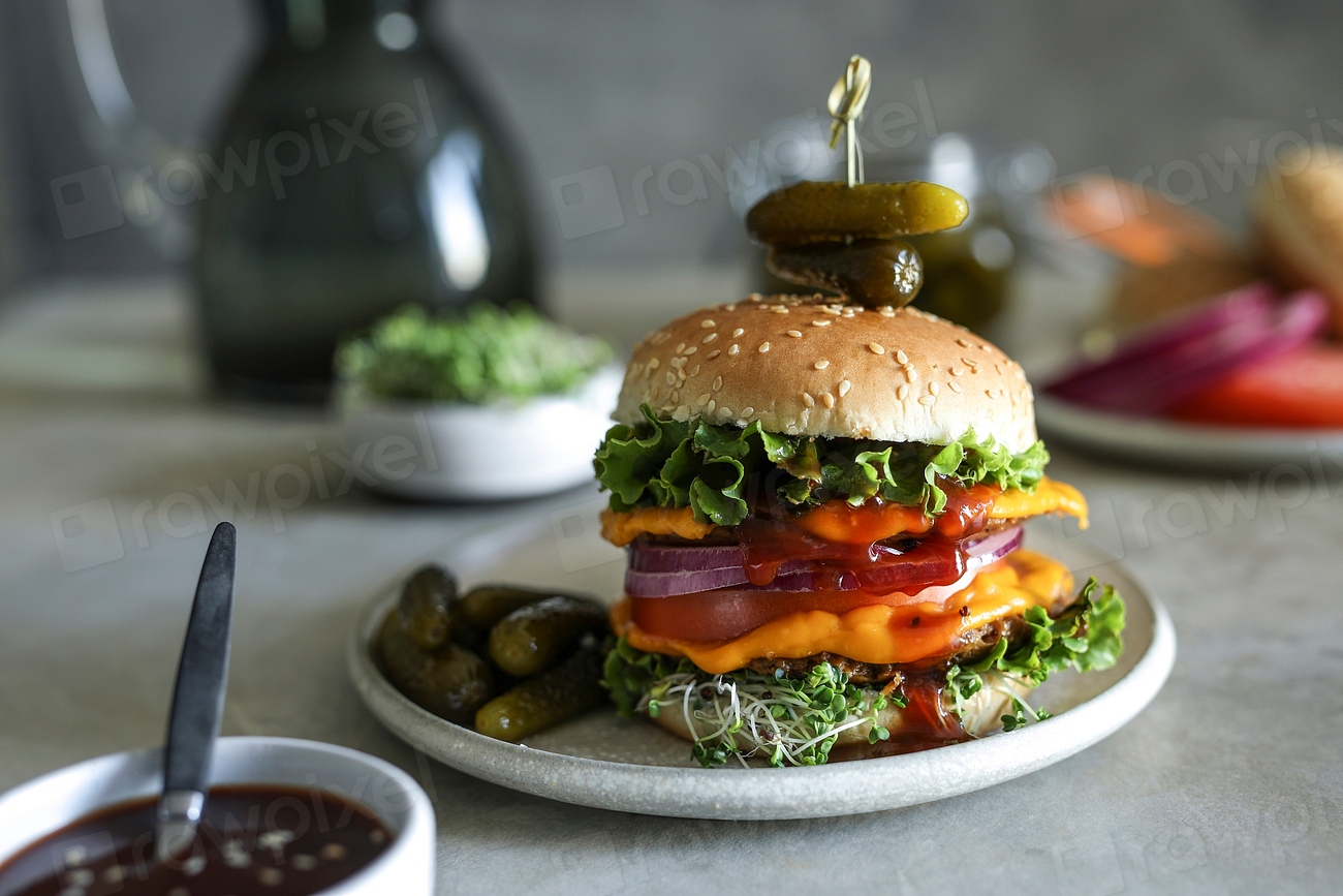 Vegan cheeseburger food photography recipe | Photo - rawpixel