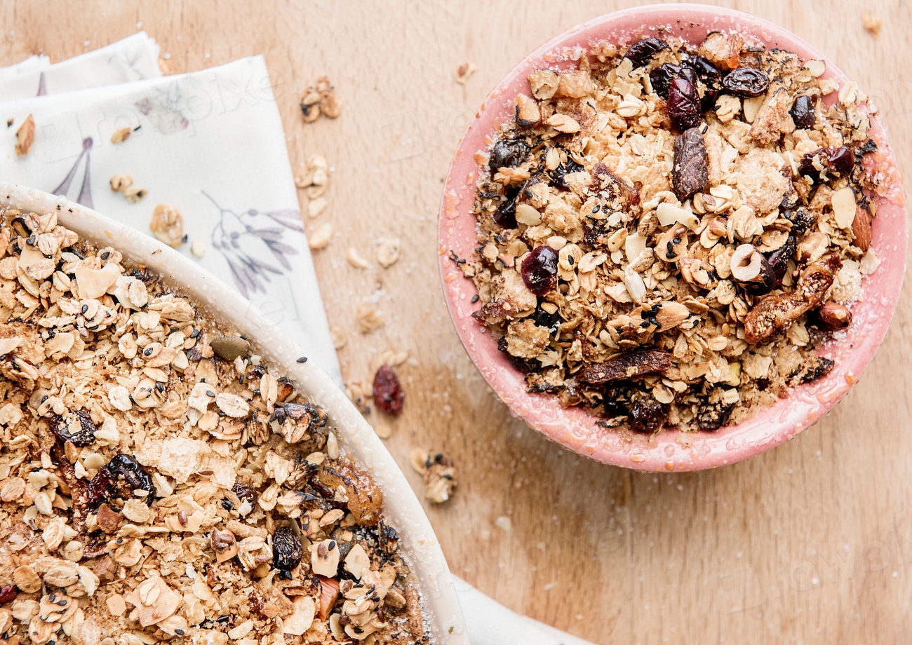 Vegan apple pie granola topping | Free Photo - rawpixel