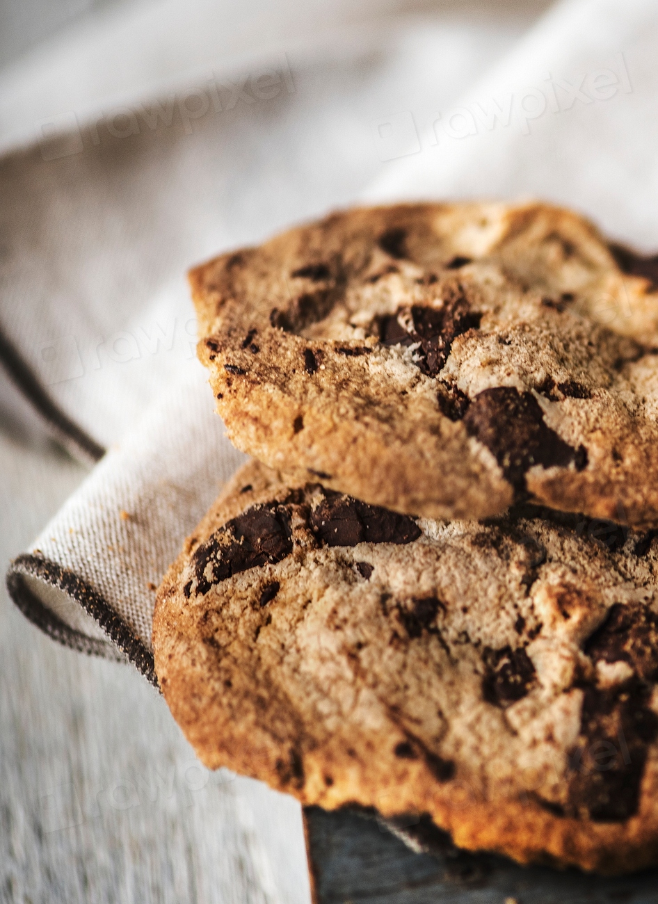 Chocolate chip cookies macro shot | Free Photo - rawpixel