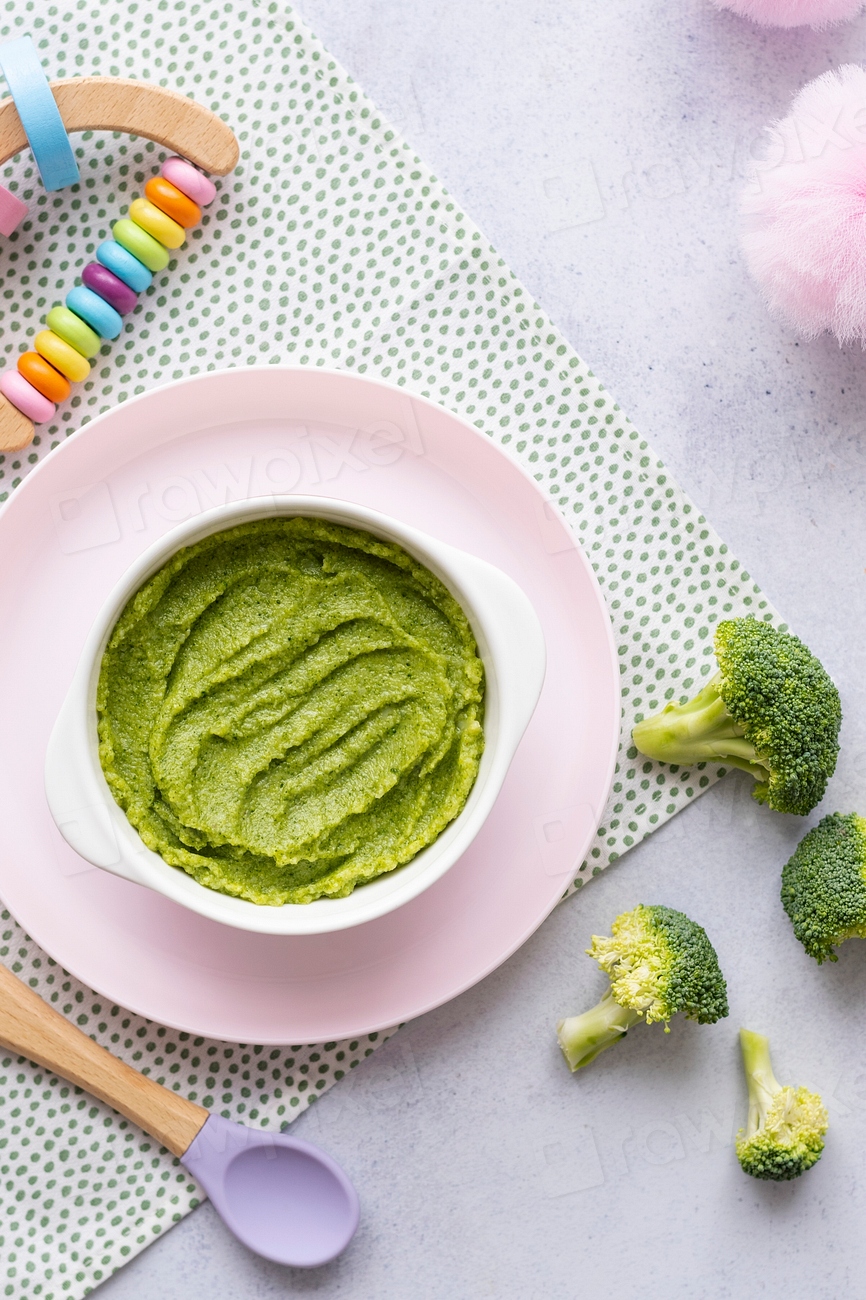 Broccoli puree baby food, organic | Premium Photo - rawpixel
