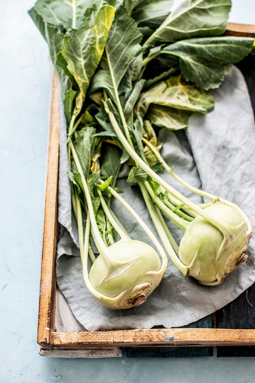 Fresh German turnip wooden tray | Free Photo - rawpixel