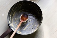 Dirty frying pan after cooking | Premium Photo - rawpixel