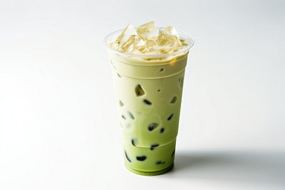 PNG Refreshing iced matcha latte | Premium PNG - rawpixel
