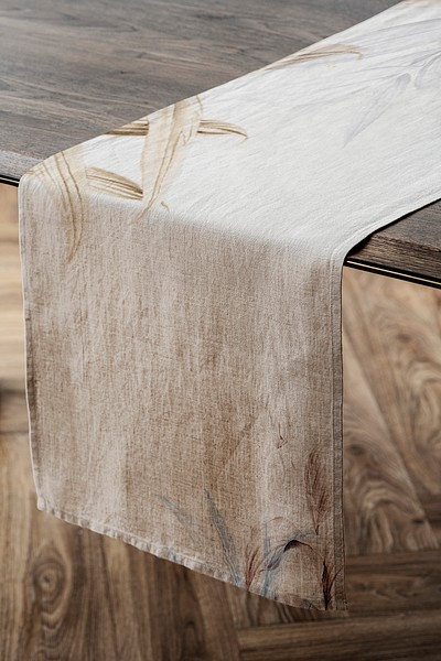 Table runner png mockup transparent | Premium PNG - rawpixel