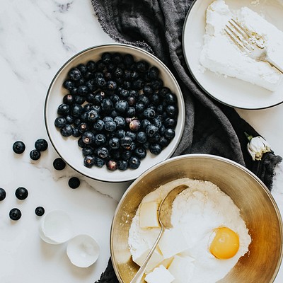Preparation blueberry cheesecake aerial view | Premium Photo - rawpixel