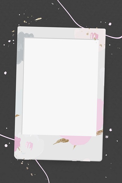 Png flower decorated instant camera | Premium PNG - rawpixel