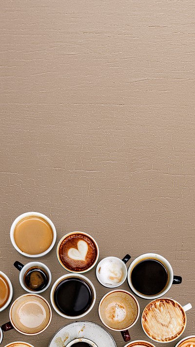 Mixed coffee cups beige background | Free Photo - rawpixel