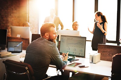 Online stock exchange team | Premium Photo - rawpixel