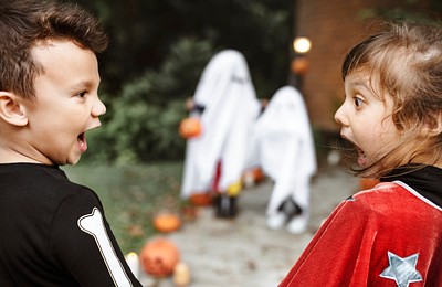 Scared little kids at Halloween | Free Photo - rawpixel