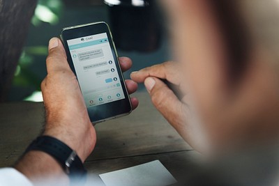 Man using a smartphone | Premium Photo - rawpixel