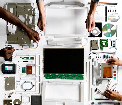 Electronic technician workshop | Premium Photo - rawpixel