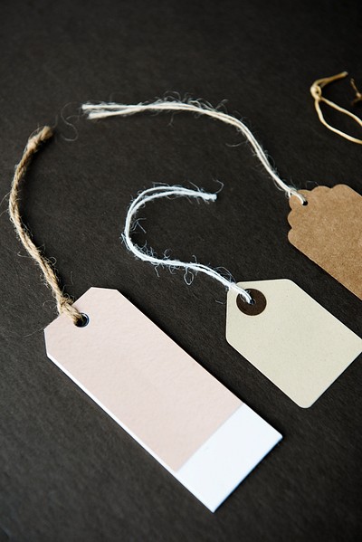 Price tag mockup | Premium PSD Mockup - rawpixel