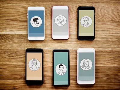 Aerial view phones wooden table | Premium PSD Mockup - rawpixel