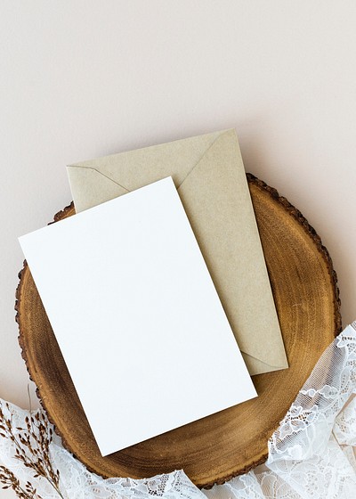 Card template mockup wooden plate | Premium PSD Mockup - rawpixel