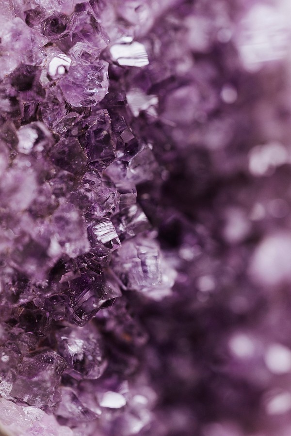 Amethyst crystal macro photography | Premium Photo - rawpixel