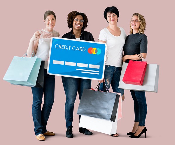 Diverse women with credit card | Premium PSD - rawpixel
