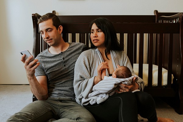 Family with an uncaring father | Premium Photo - rawpixel