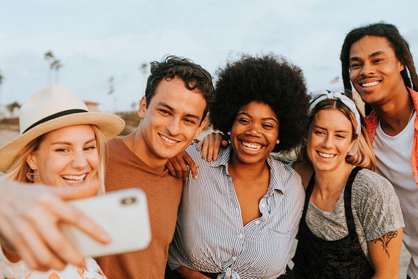 Group of diverse friends taking | Premium Photo - rawpixel
