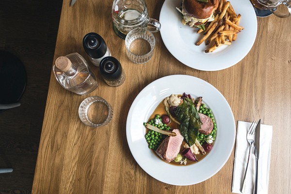 Dinner for two at the restaurant | Free Photo - rawpixel