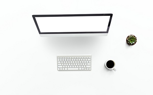 Ariel view using desktop computer | Premium PSD Mockup - rawpixel