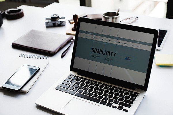 Closeup computer laptop and mobile | Premium Photo - rawpixel