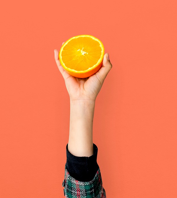 Hand Holding Orange Isolated Concept | Premium Photo - rawpixel