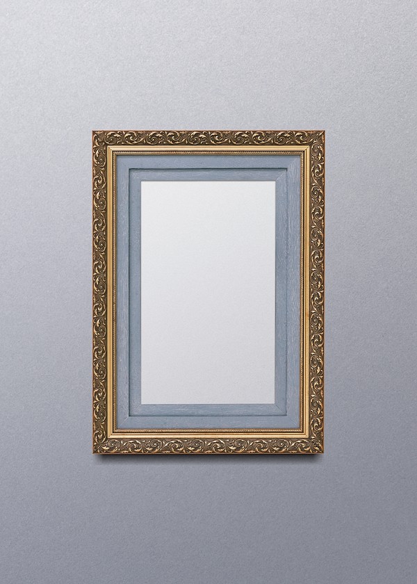 Vintage rectangle gold picture frame | Premium PSD Mockup - rawpixel