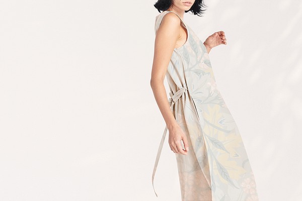 Woman in a patterned dress | Premium PSD Mockup - rawpixel