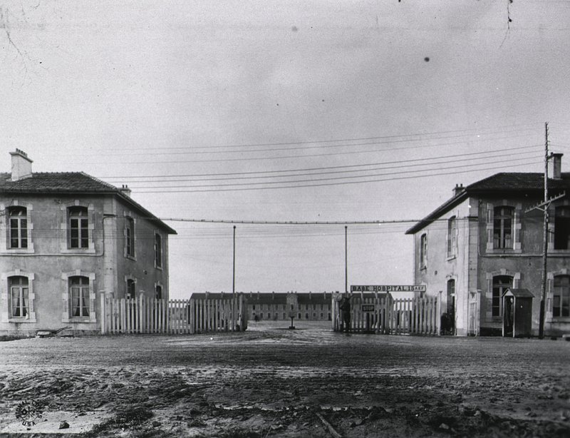 Base Hospital Background Images | Free Photos, PNG Stickers, Wallpapers ...