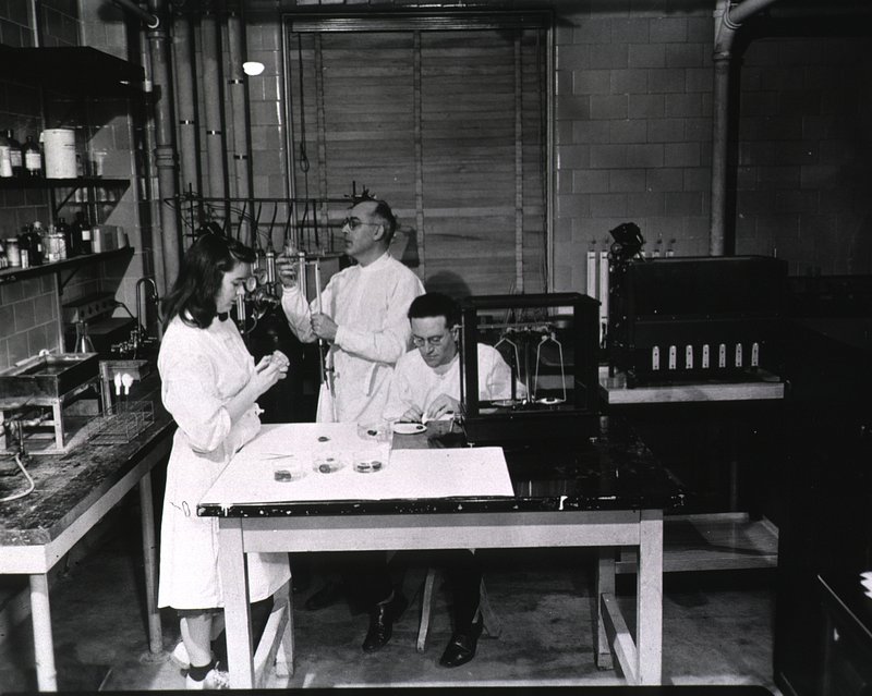 Science Lab Public Domain Vintage Man Images | Free Photos, PNG ...