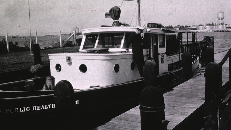 Vintage Dock Wallpaper Images | Free Photos, PNG Stickers, Wallpapers ...