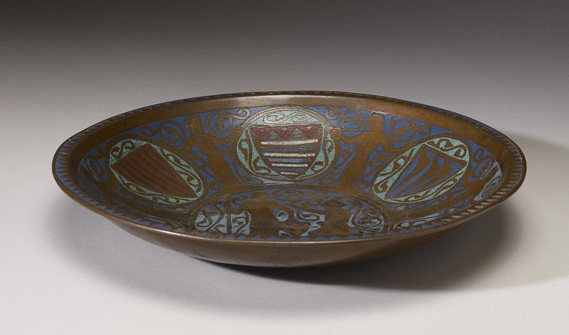 Gemellion Kneeling Knight (1250-1300 (Medieval)) | Free Photo - rawpixel