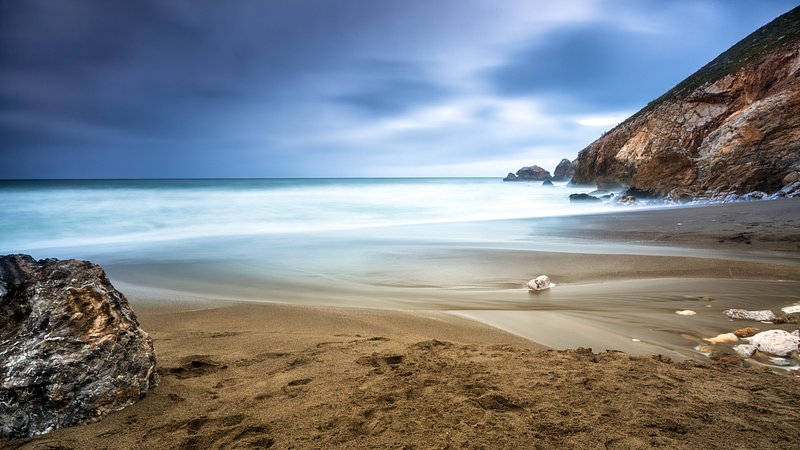 Beautiful calm beach shore. Free | Free Photo - rawpixel