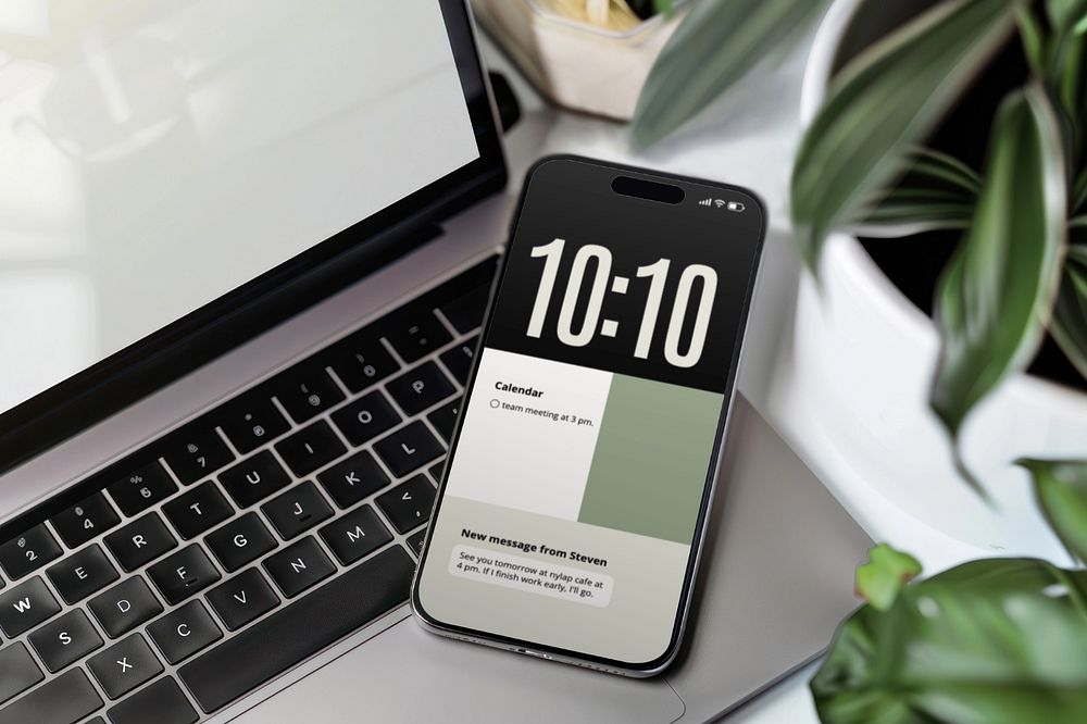 Editable phone screen mockup | Premium Mockup Generator - rawpixel